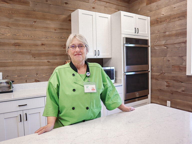 Senior Living Dining Experience | Senior Community in Marlette